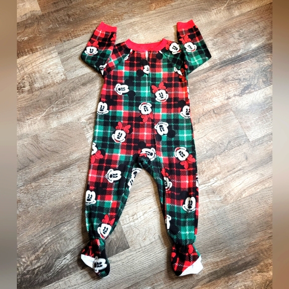 Disney | One Pieces | Mickey Mouse Christmas Footed Sleeper 24m | Poshmark